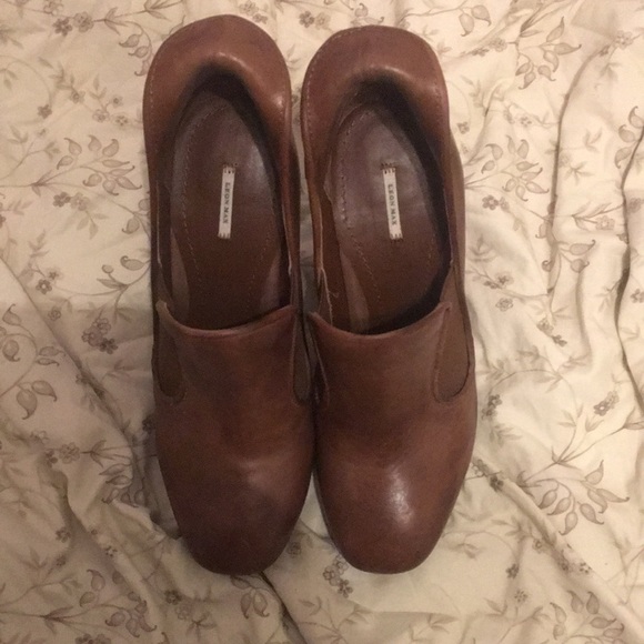 Leon Max | Shoes | Leon Max Vested Leather Slip On Shooties In Chestnut ...
